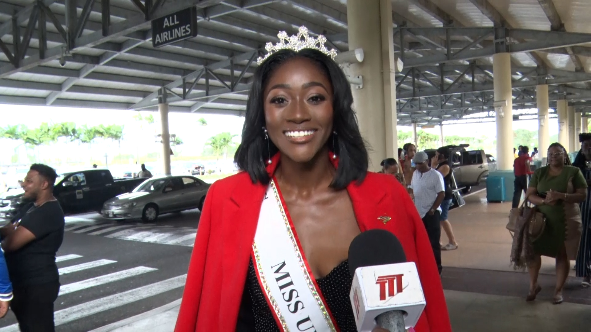 Miss TT Universe Leaves For Competition - TTT News