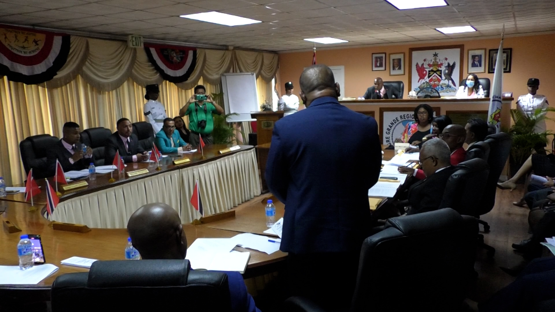 Small Hiccup At SGRC Swearing-In - TTT News