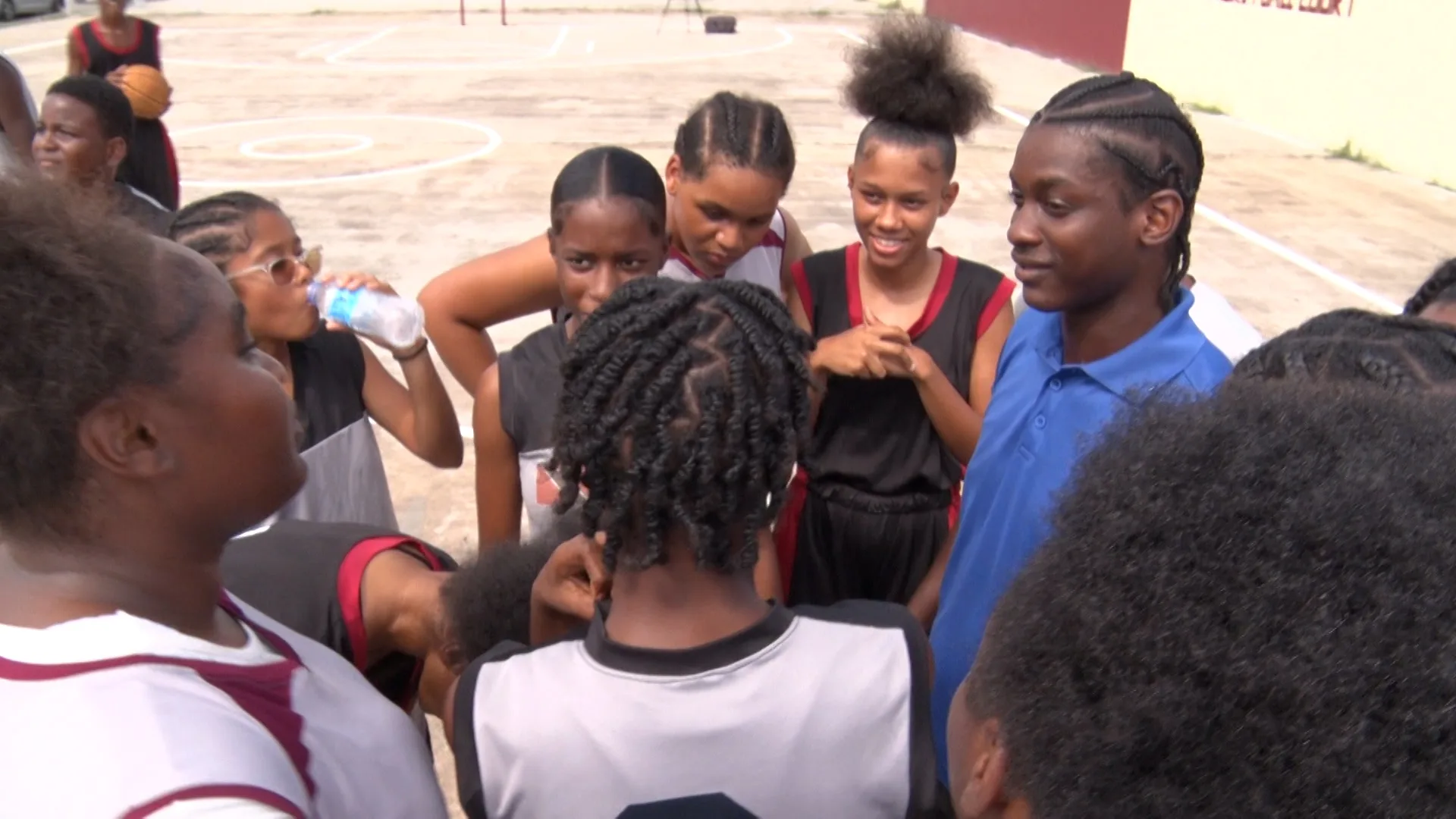 East Mucurapo Basketball Team Aims For Scholarship - TTT News