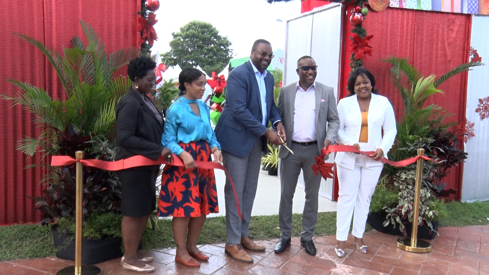 Artisan Craft Pop-Up Market Opens At Adam Smith Square - TTT News