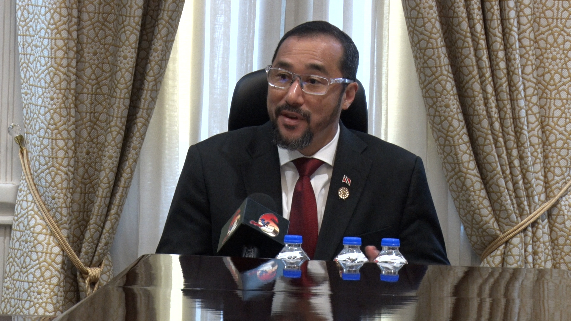 Prime Minister Stuart Young Discusses Foreign Exchange And Bank Fees ...