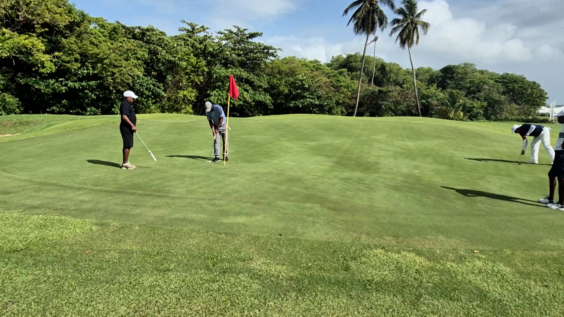 Father–Son Duo Wins Chief Secretary’s Charity Golf Tournament - TTT News