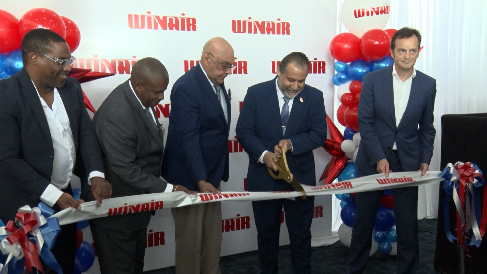 Winair Service Between T&T And St Maarten Launched Today - TTT News